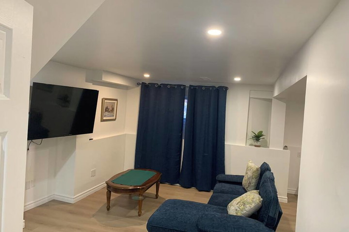 Cozy Suite-close To Pickering Casino Resort, Dog Parks, And Waterfront Trail - Ajax