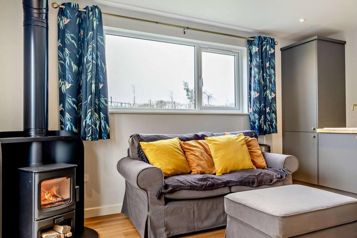 1 Bed In Ventnor (Oc-91536) - Isle of Wight