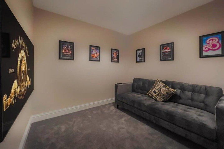 2br Penthouse |Cinema Room|parking - By Tempstay - Bracknell