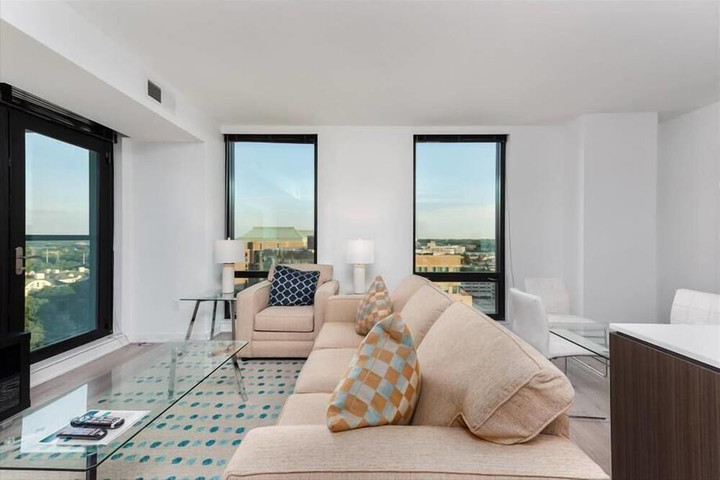 Experience Reston | Work Desk + Fast Wifi | Nr Washington Dc - Fairfax