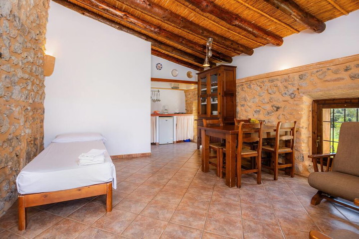 Sotil De Ponent Apartment With Mountain Views, Shared Pool, And Wi-fi - Majorca