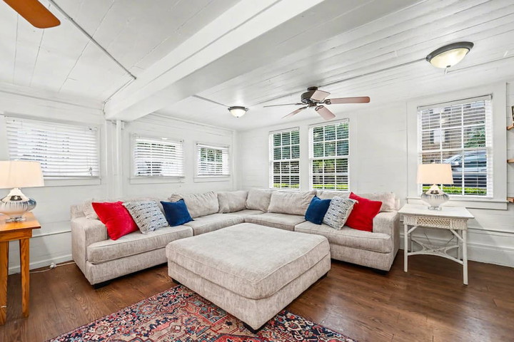 Downtown Beaufort! - Walk To Shops And Dining - Private Cottage - Free Parking Included - Port Royal, SC