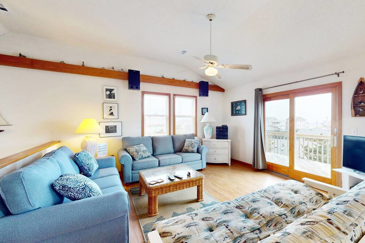 The Beacon 95: Dog-friendly,near Canal, Private Hot Tub & Pool - Outer Banks, NC