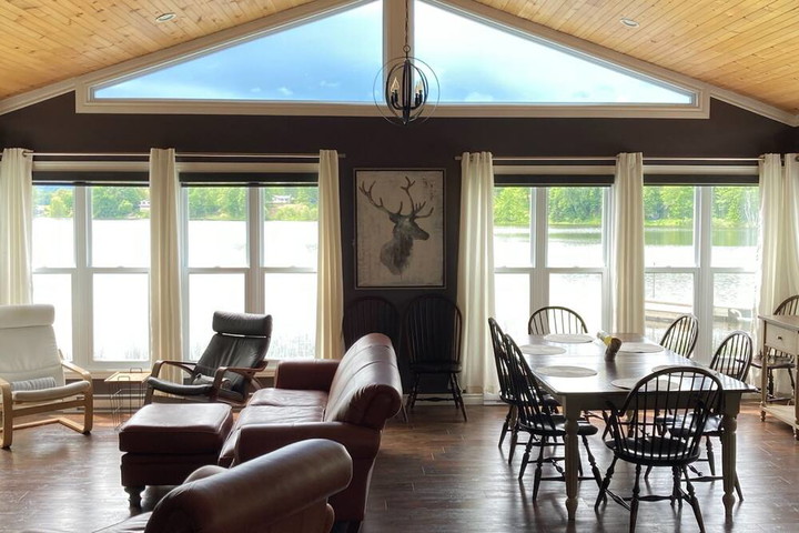 Le Duc On The Lake - Cozy Waterfront Cottage - Quebec