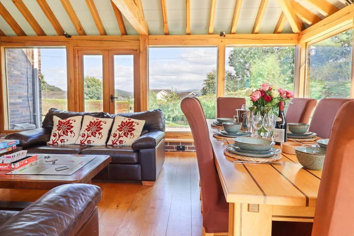Talar Wen, Bala, Gwynedd 3 Bed - Bala