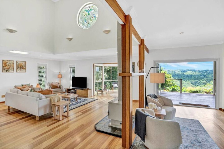 The Avenue At Montville (House) - Montville