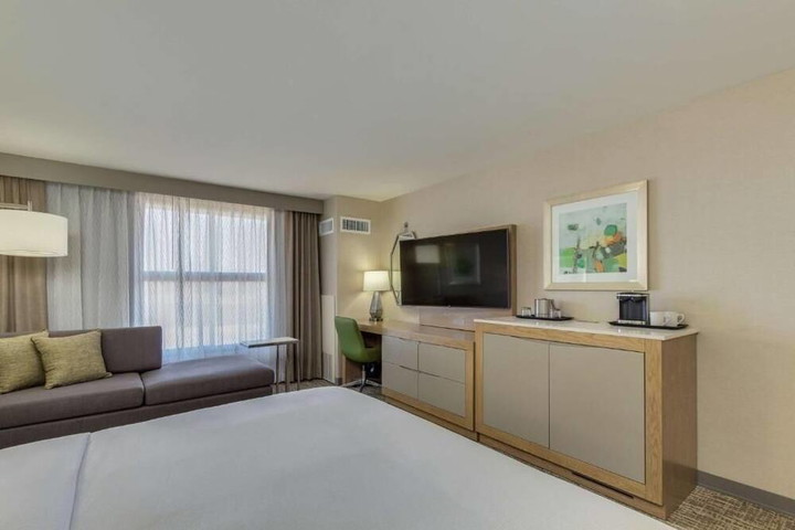 Eco-certified Guest Room With Heated Pool, On-site Dining, And Easy I10 Access - Phoenix, AZ