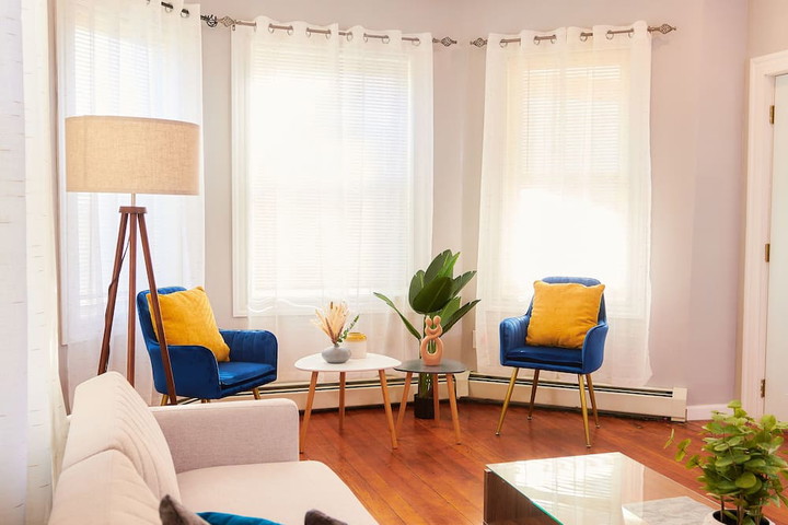 Cozy Apartment 1st 10min Walk Downtown | City View - Warwick, RI