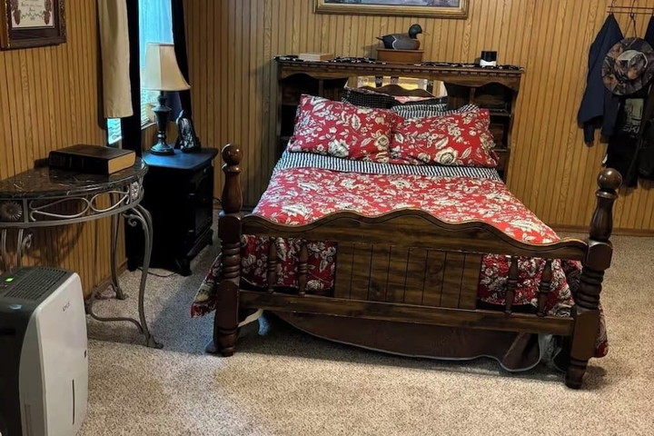 Cozy Private 1-bedroom Cabin In Peaceful Northport With Ac - Tuscaloosa, AL