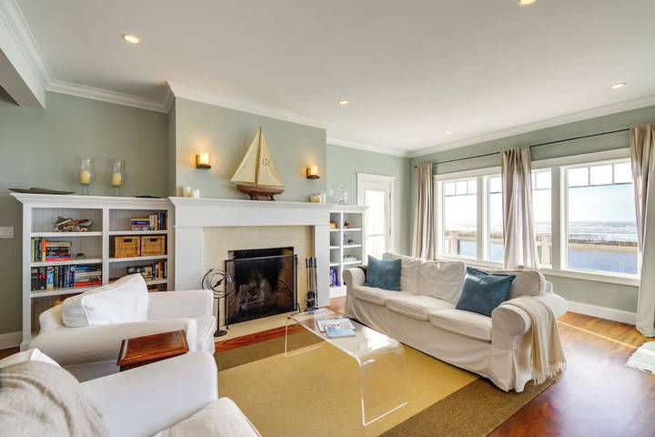 4br/4ba Beachfront Retreat With Hot Tub And Sauna - Moclips, WA