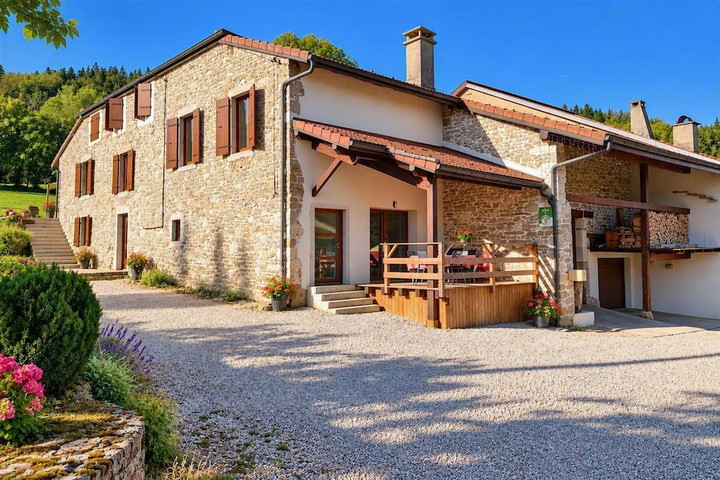 Le Corti - Apremont - Gîte - Nantua