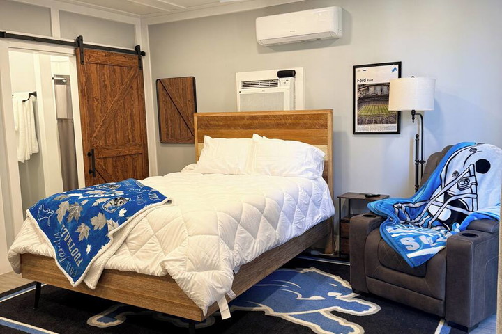 The Lion's Den, Studio Guest House. - DeLand, FL