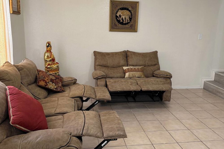 Welcoming 2-bedroom Townhome With Ac In Harlingen - Harlingen, TX