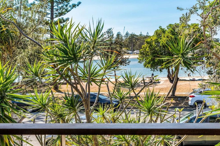 Tony's Getaway In Koala Park + Amazing Beach Views - Gold Coast