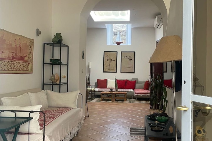 Maison De Plain-pied Avec Ascenseur Dans Le Centre Historique - 