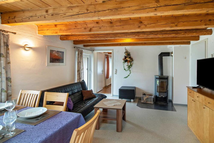Apartment 'Ferienhaus Felicia Og' With Private Garden And Wi-fi - Meckenbeuren