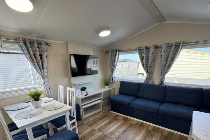 Fantasy Island Resort - Fantasy Pearl F10 Eastgate (With Hot Tub) - Ingoldmells