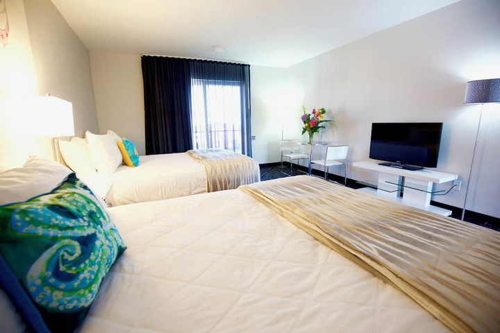 Cape May Hotel Room With A Pool View. Rooms Have A Balcony Or A Private Patio. - Cape May, NJ