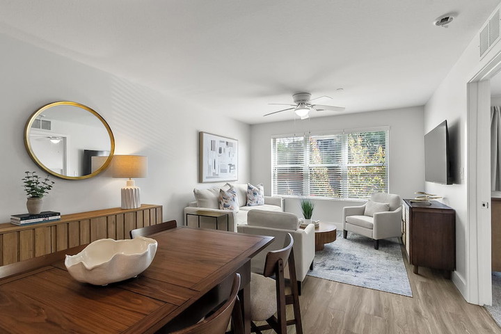 New! Capstone Condo Pool & Gym Access - Tuscaloosa, AL