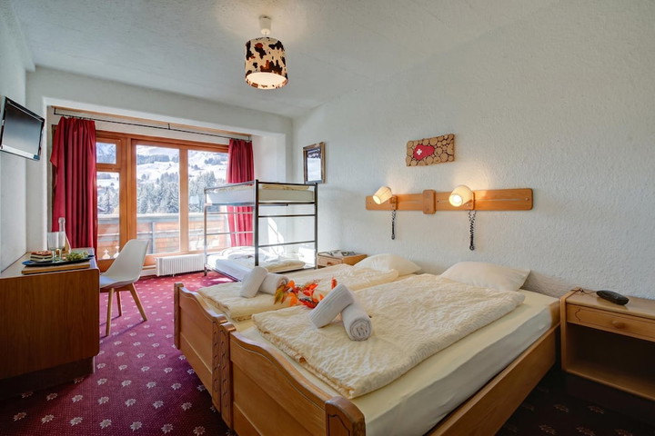 Hotel Relais Alpin Family Room Balcony13 236, Les Mosses, Switzerland - Les Diablerets