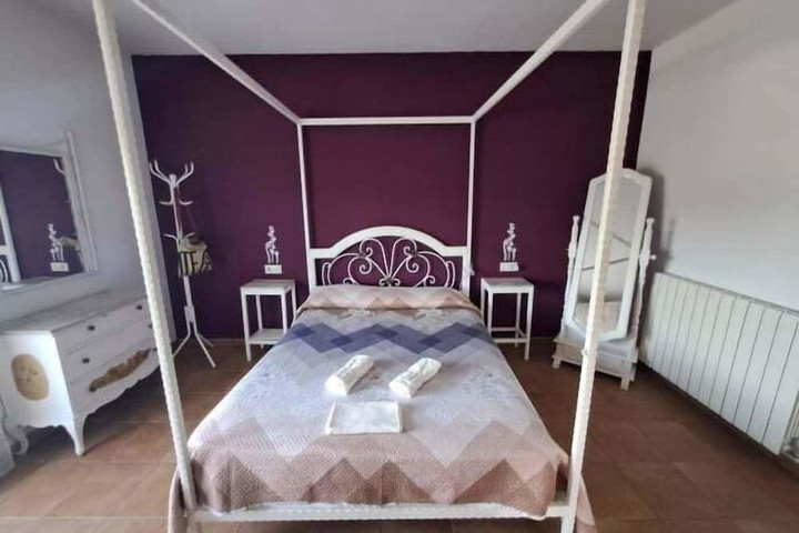 Villa Relax· Girona · 4.81 · 4 Bedrooms · 9 Beds · 2 Baths - Blanes