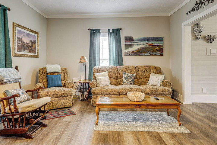 Boat, Fish & Relax: Home Near Lake Cherokee - Morristown, TN