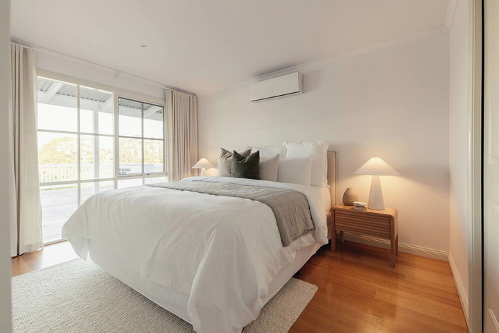 Yarra Valley Lemon Grove Stay | Fireplace, Mountain Views, Sleeps 8 - Melbourne