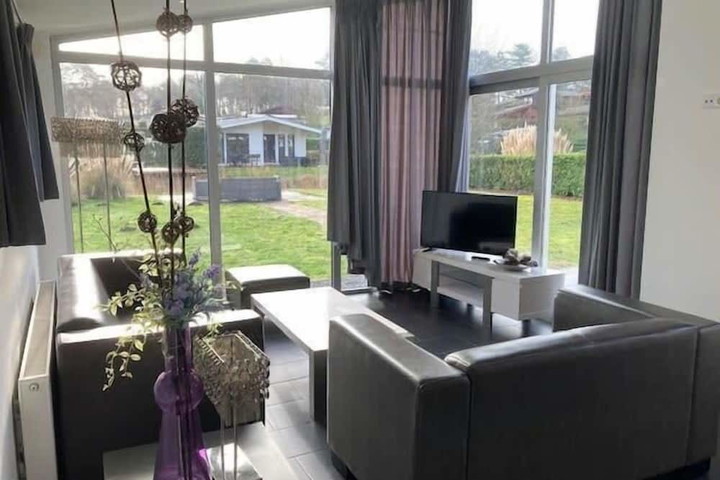 Chalet With 2 Bedrooms And A Dishwasher - Heerlen