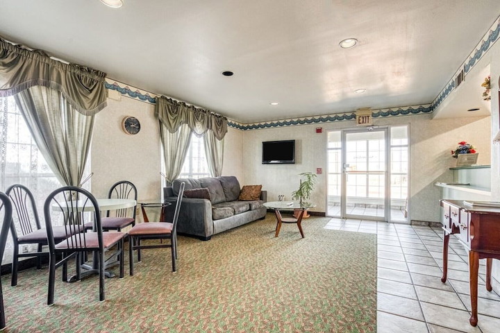 King Bed Accessible|wichita Falls Tx - Wichita Falls, TX