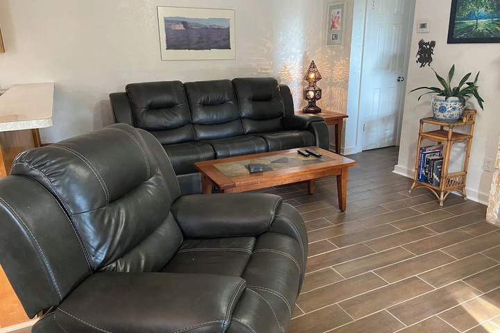 Private Pet Friendly Cottage In The Heart Of Wimberley, Tx - Wimberley, TX