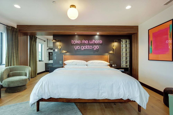The Berry @ The Louie Boutique Motel, Walk To Everything! Dog Friendly! - Newport, OR