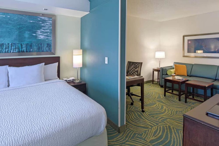 Suite Comfort With Easy Access To Greensboro L Indoor Pool & Free Breakfast - High Point, NC