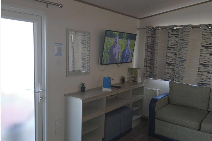 3 Bed- Free Parking, Deck And Chairs, Pet Friendly - 블랙풀