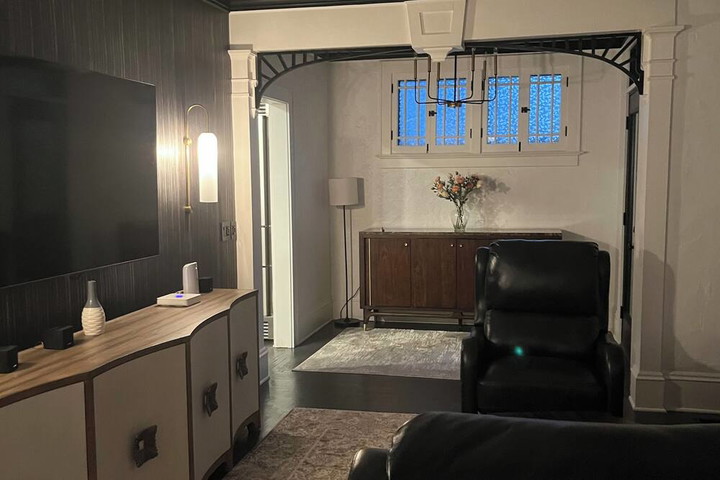Fantastic 2-bedroom Historic Home Near All Attractions In Charming Charleston - Charleston, WV