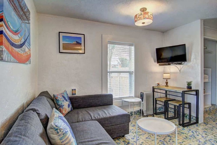 Sunshine Cottage- Fire Pit | Fenced In Yard - Corpus Christi, TX