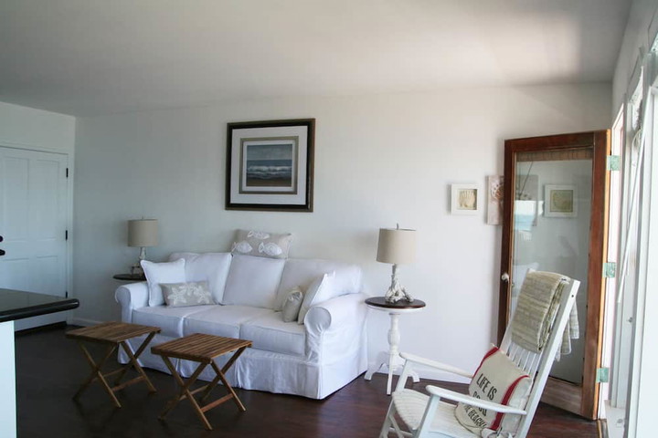 Charming Oceanfront Get-away On Sandy Carbon Beach - Stingray - Agoura Hills, CA