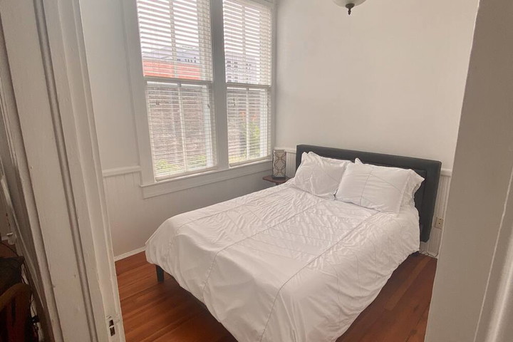 Historic Thomas House Unit B - Auburn, AL