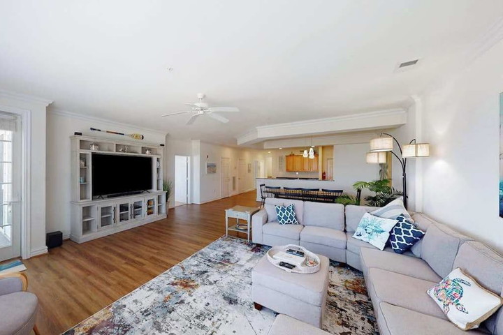 Brand-new Condo Steps From Beach With Balcony, Wifi, Pool & Gym - Sandbridge Beach, VA