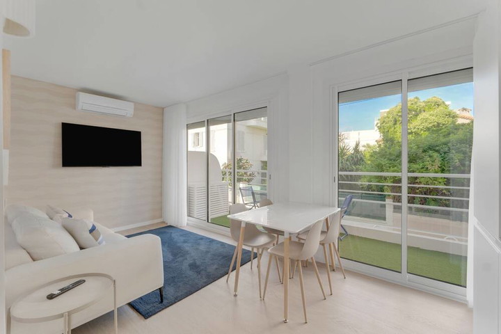 Monret Rouge-apartment-private Bathroom-apartment - Le Cannet