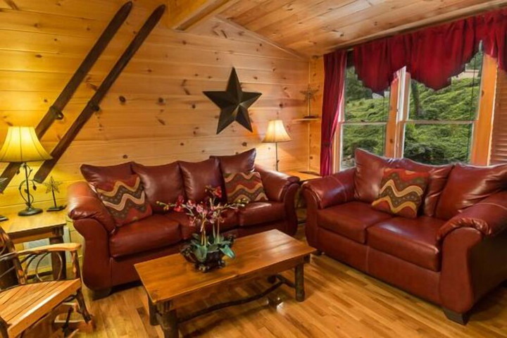 River View Cabin/steps To River Access/walk To Downtown Gatlinburg/hot Tub+sauna - Gatlinburg, TN
