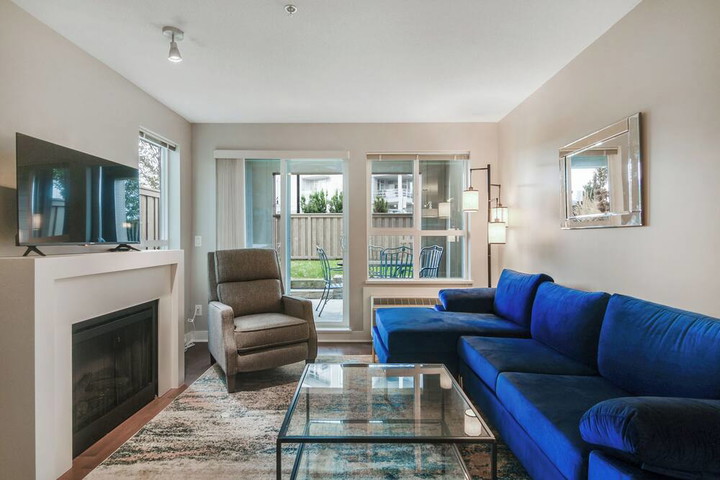 Okanagan Lake Escape At Waterscapes Resort - Pool, Hot Tub, Gym, 5 Mins To Lake. - Kelowna