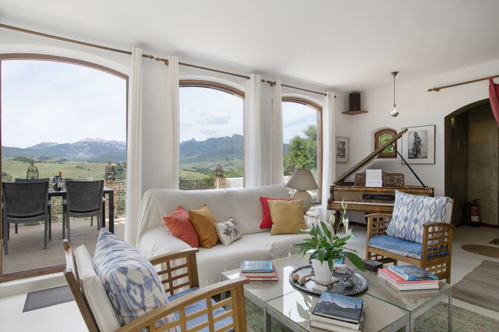 Dar Hajra, Villa Para Parejas Con Espectaculares Vistas A La Sierra De Grazalema. - Algodonales