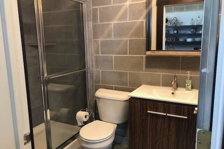 Nelson Inn - Unit 3: The Industrial - Sheridan, WY