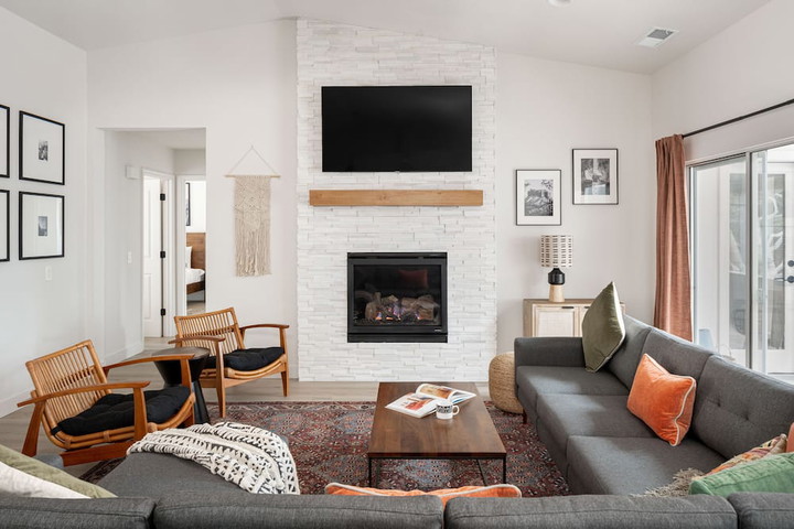 4 King Beds + 3ba, Hot Tub, New Reno, Walk 2 Trail , Huge Outdoor Patio - Sedona, AZ