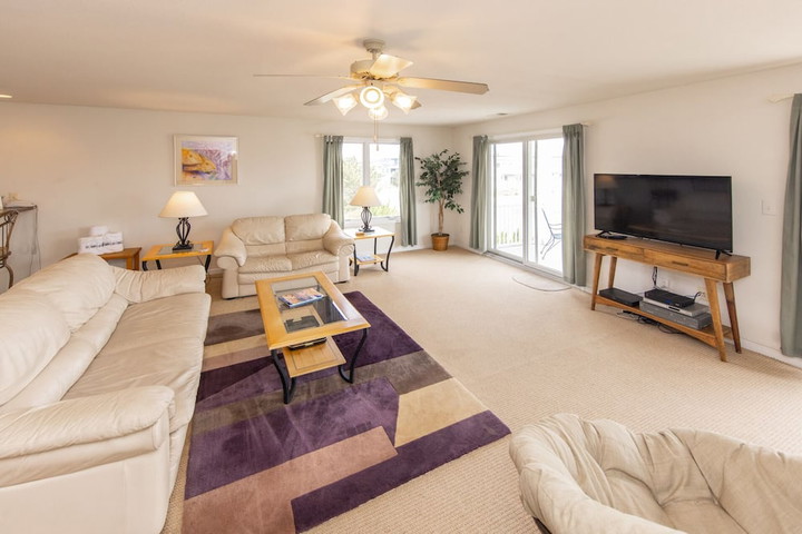 Seaside Condo In Sandbridge 2 Bd/1.5 Bath - Sandbridge Beach, VA