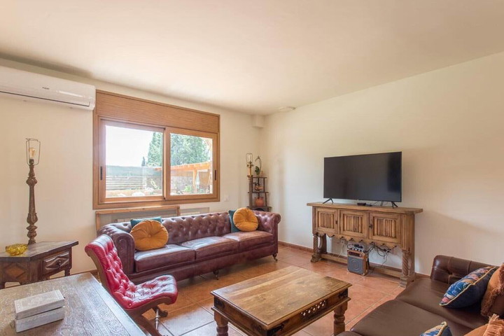 Escapada Romántica De Apartamentos En Argentona - Argentona