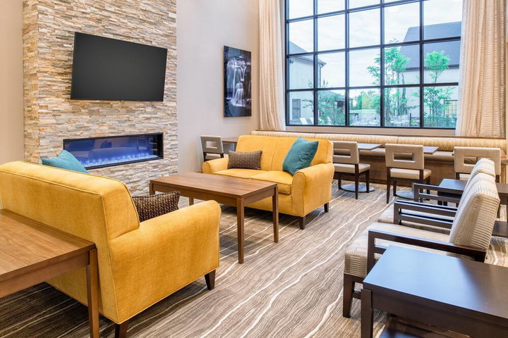 Queen Studio W/ Kitchen | Breakfast, Pool & Bbq - Beaverton, OR