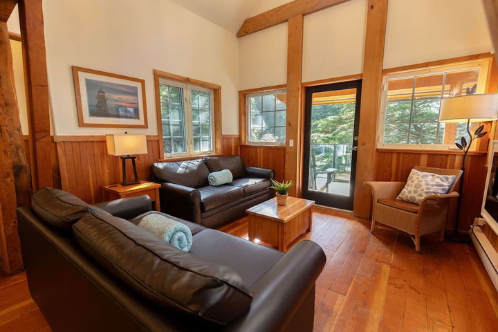 Hot Tub · Spacious Cabin W/ Views On Terrace Beach! Captain's Quarters - Vancouver Island