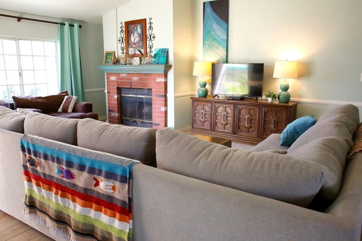 Pet Friendly Fantastic Secluded Cottage With Hot-tub In Rainbow, California - Temecula, CA