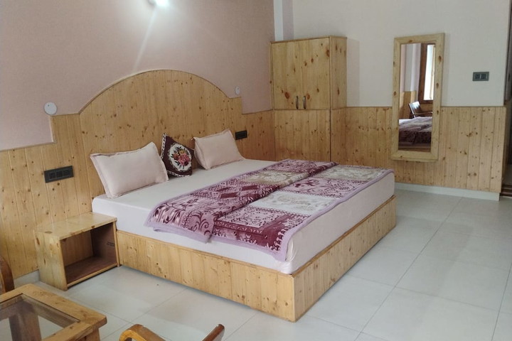 Fantastic 4-bedroom Lodge In Delightful Manali For Your Getaway - Manali